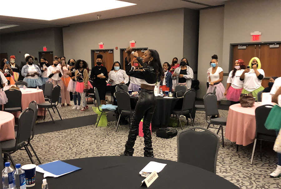 Signature Events | Girls For A Change